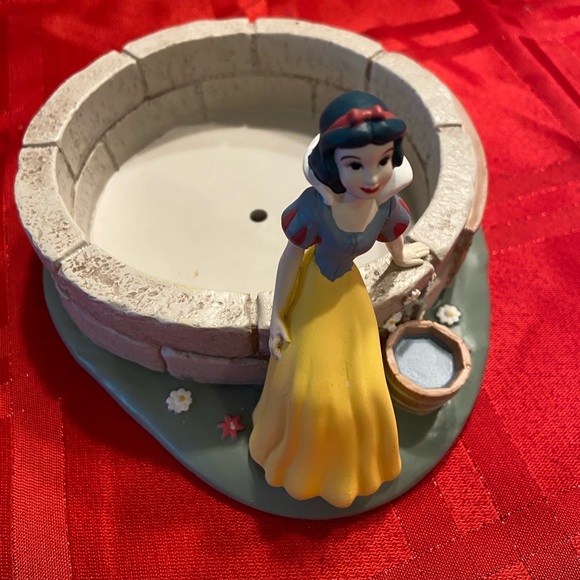 Disney | Accents | Disney Snow White Planter | Poshmark